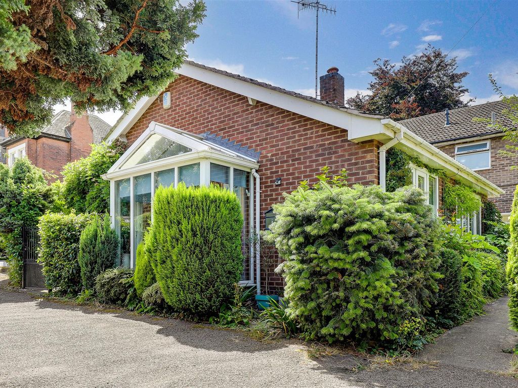 2 bed detached bungalow to rent in Wyndham Mews, St. Andrews Road ...