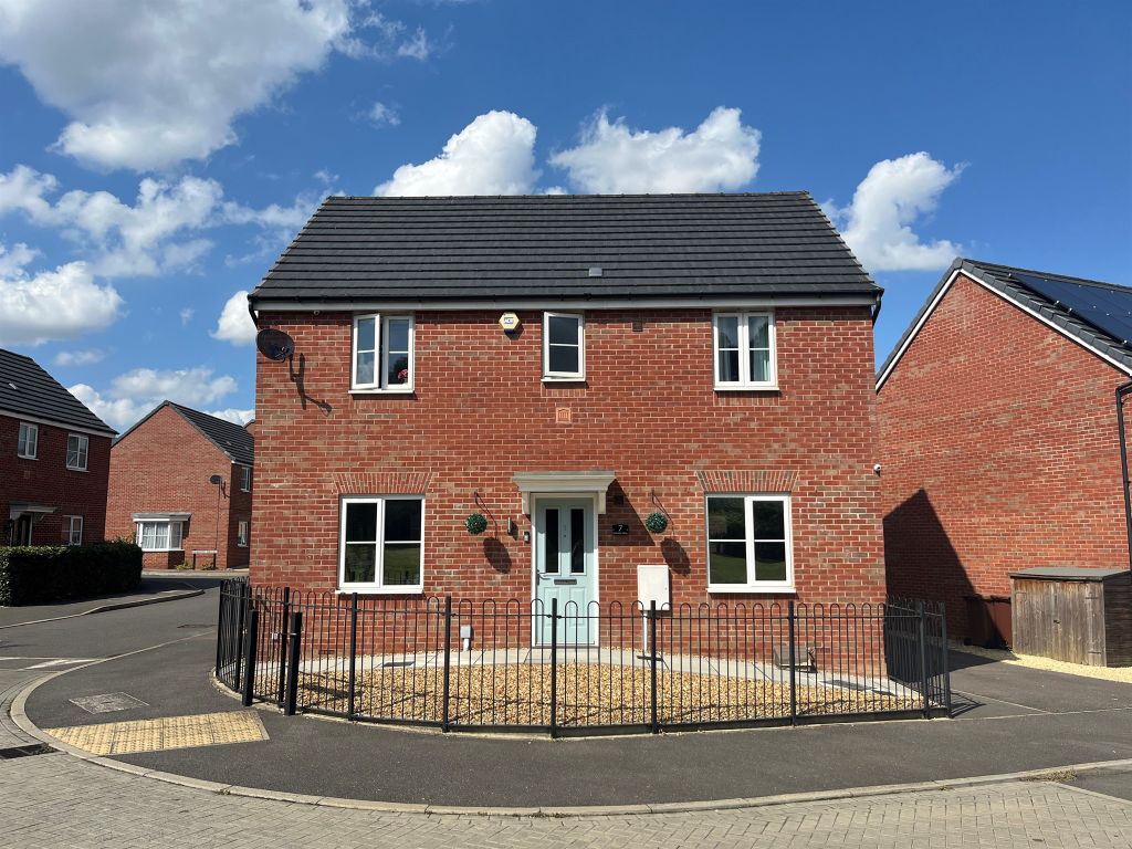 4 bed detached house for sale in Everest Way, Peterborough PE7, £ ...