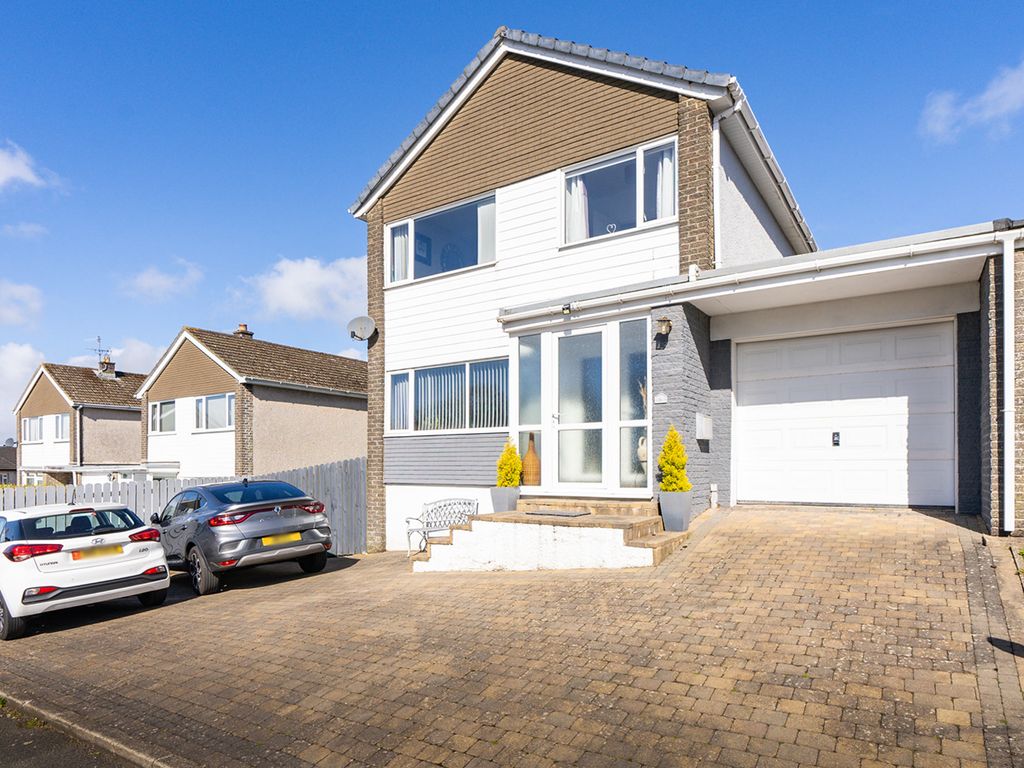 3 bed link detached house for sale in 9, Marine View Close, Onchan IM3 ...