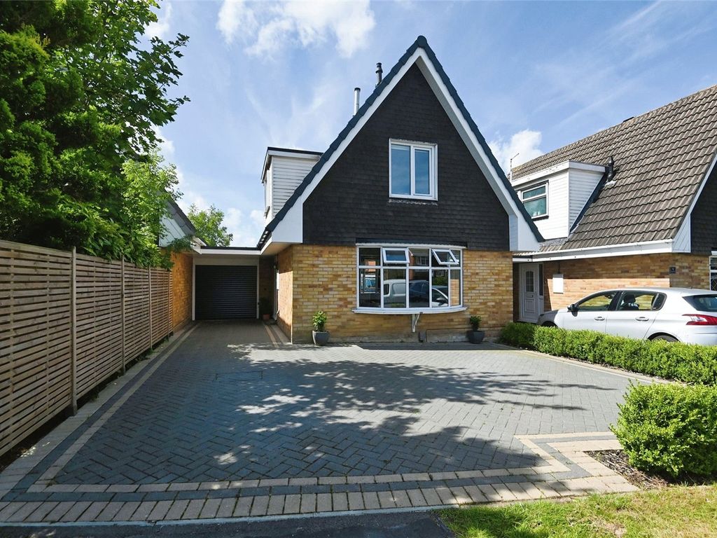 3 Bed Link Detached House For Sale In Laneside Drive Hinckley