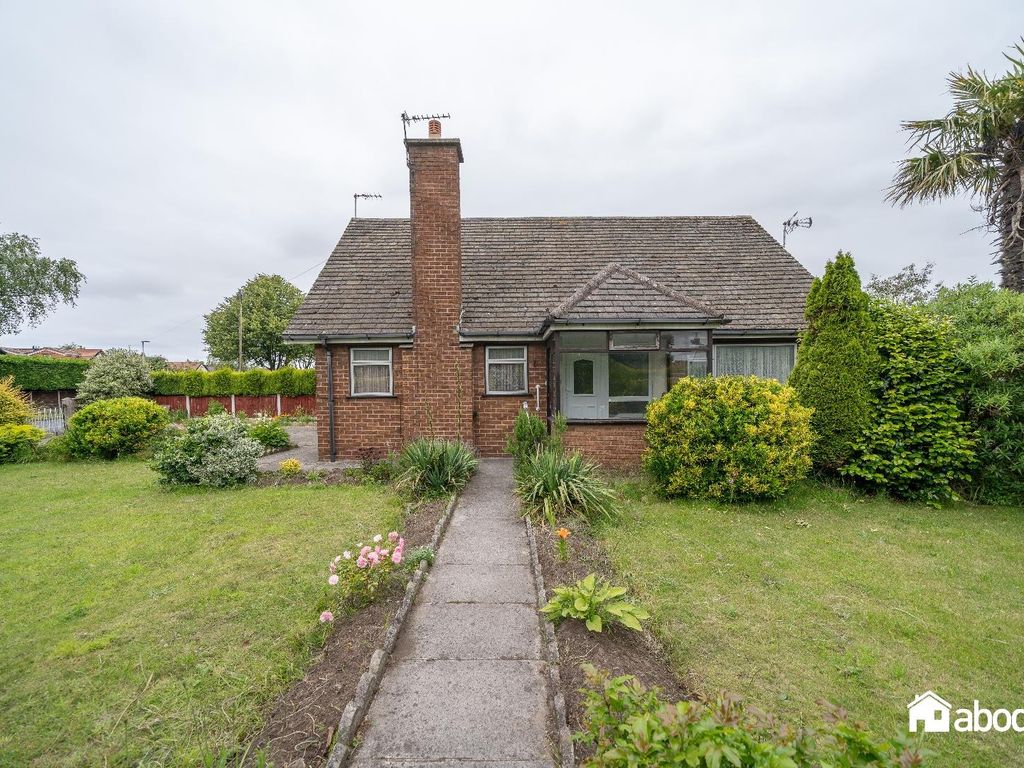3 Bed Detached Bungalow For Sale In Southport Road Formby Liverpool