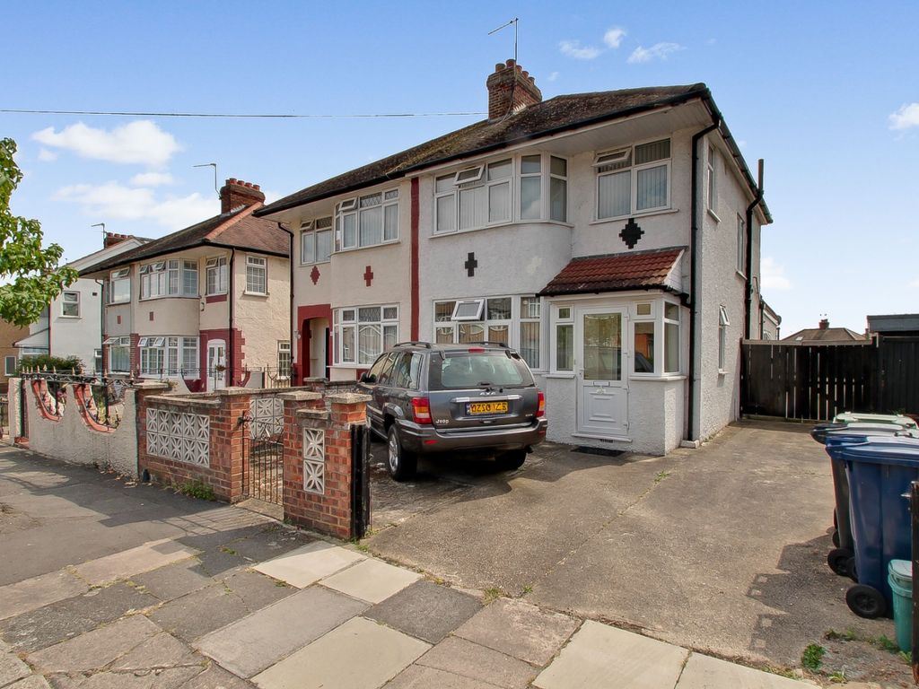 3 Bed Semi Detached House To Rent In Alderney Gardens Northolt