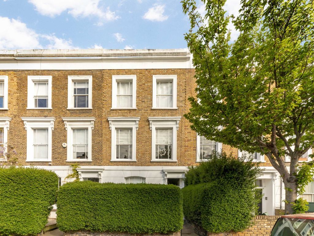 Room to rent in Windsor Road, London N7, £850 pcm - Zoopla