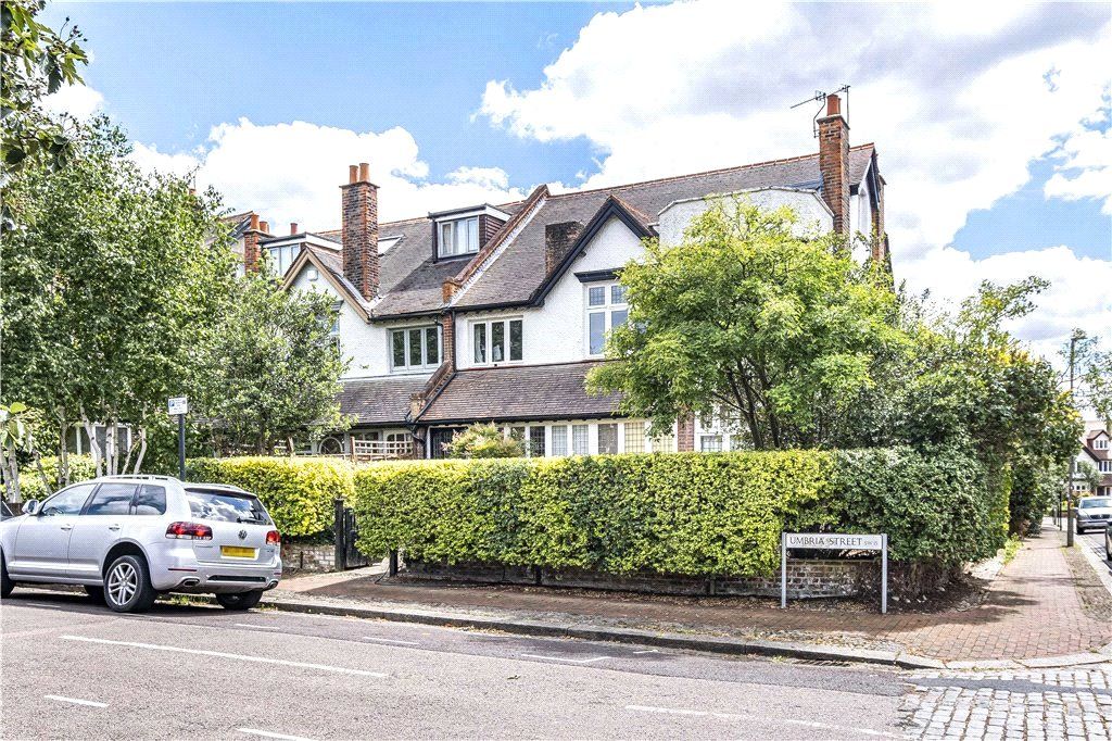 2 bed flat to rent in Umbria Street, Roehampton SW15 - Zoopla