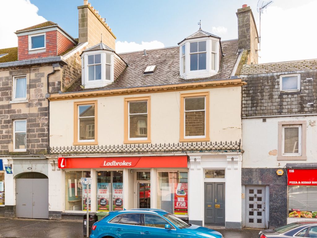 4 bed flat for sale in 112 North High Street, Musselburgh, East Lothian ...