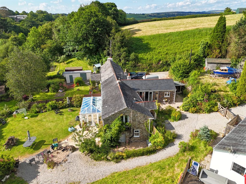 3 bed semi-detached house for sale in Holmbush, Callington, Cornwall ...