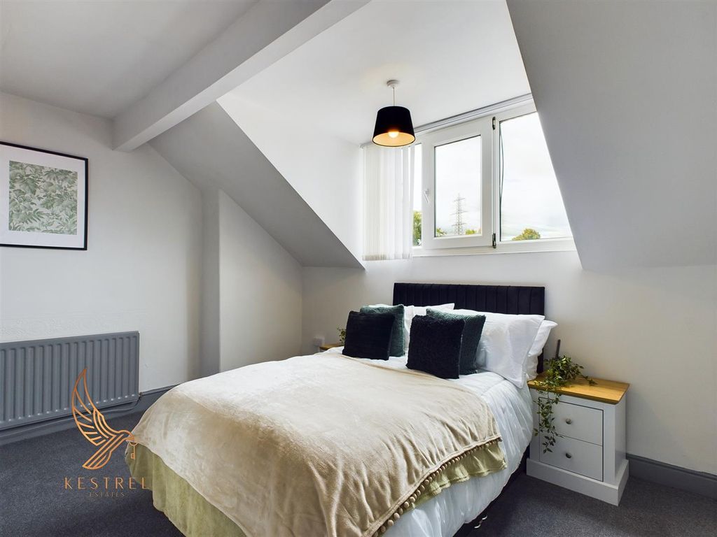 Room to rent in Kirkby Road, Hemsworth, Pontefract WF9, £500 pcm - Zoopla