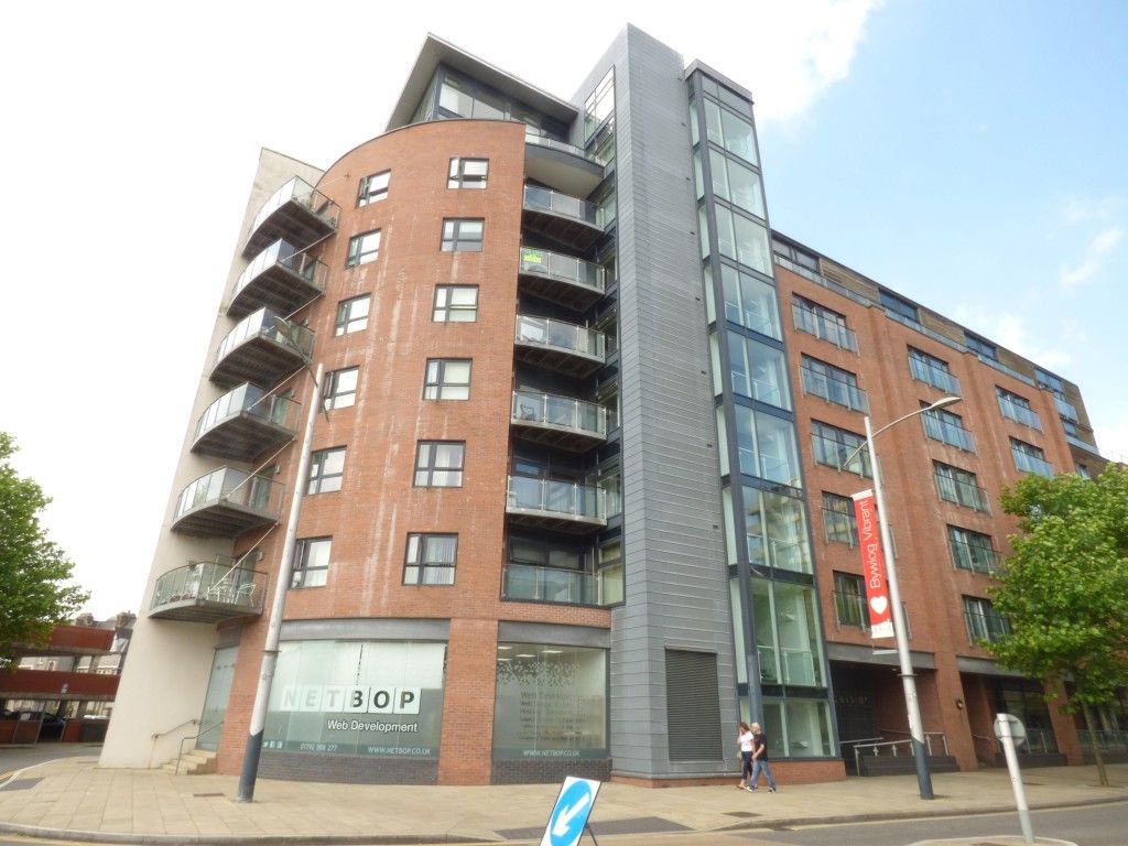 Studio to rent in Excelsior, 3 Princess Way, Swansea SA1, Swansea, - Zoopla