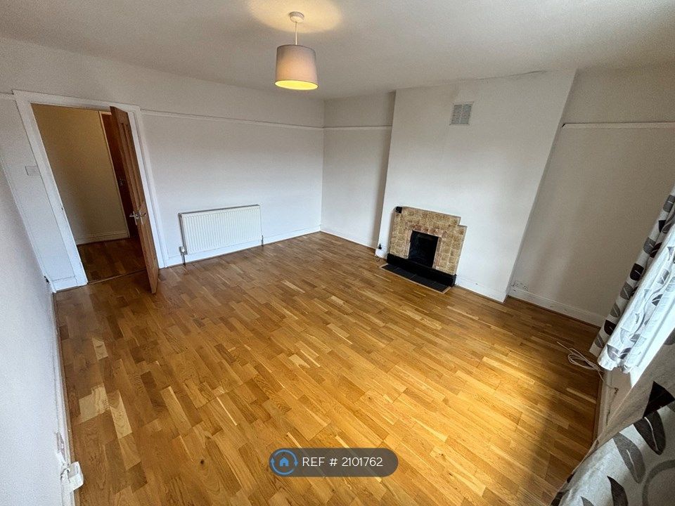 1 bed flat to rent in Russell Street, Reading RG1, £1,100 pcm - Zoopla