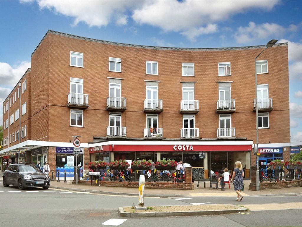 2 bed flat to rent in Burkes Road, Beaconsfield HP9 - Zoopla