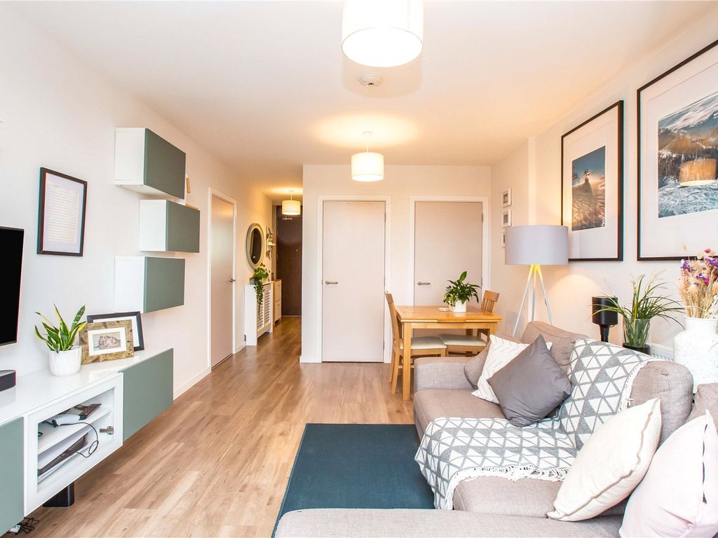 2 bed flat for sale in Hammersley Road, London E16 - Zoopla