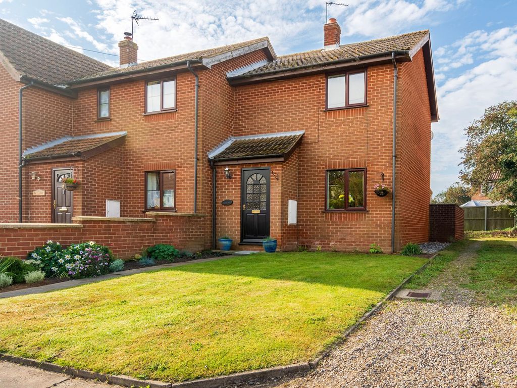 2 bed semi-detached house for sale in The Common, Freethorpe NR13, £ ...