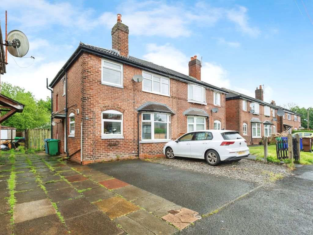 3 Bed Semi Detached House For Sale In Southbank Road Burnage