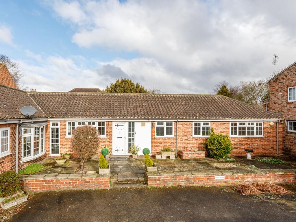2 bed bungalow for sale in Fulford Mews, Fulford, York YO10 - Zoopla