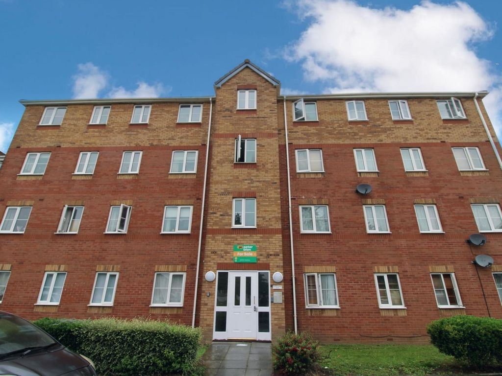 2 bed flat for sale in Beaufort Square, Splott, Cardiff CF24, £140,000 ...