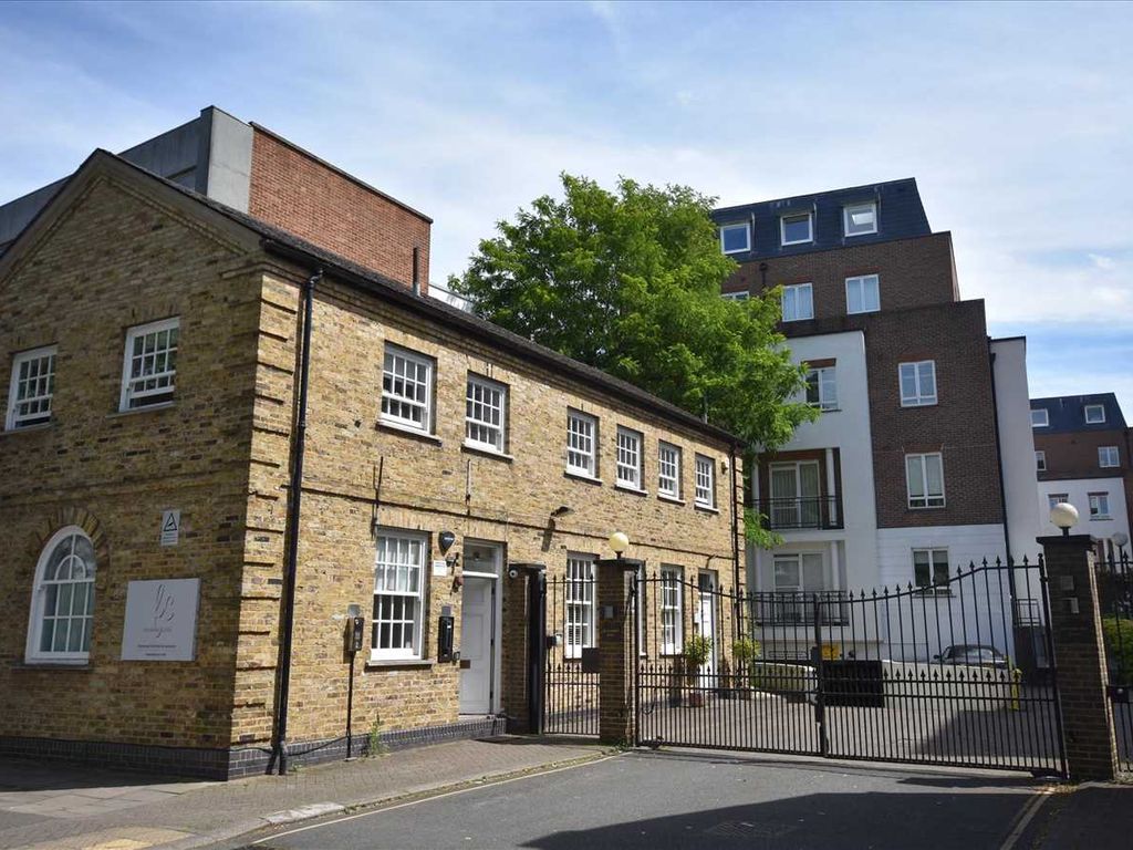 1 bed flat for sale in Devonhurst Place, Heathfield Terrace, London W4 ...