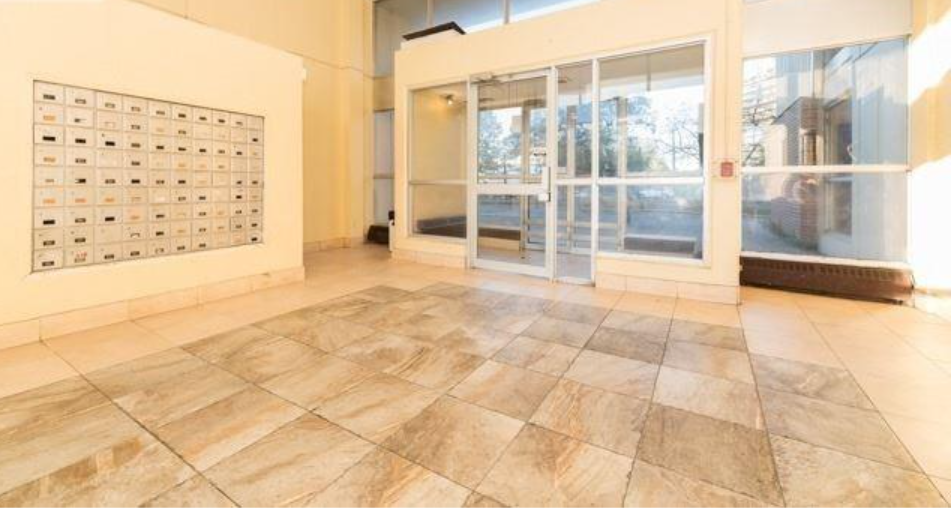 1 bed apartment for sale in Jane St Toronto, Ontario M3N2L1, Canada ...