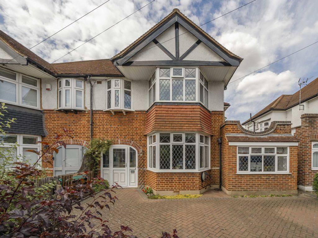 4 Bed Semi Detached House For Sale In Percy Road Whitton Twickenham