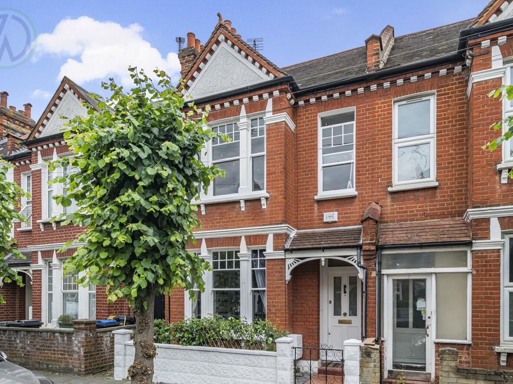 3 Bed Semi Detached House For Sale In Birdhurst Road Colliers Wood