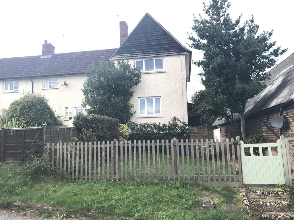 3 bed semi-detached house to rent in Swangleys Lane, Knebworth ...