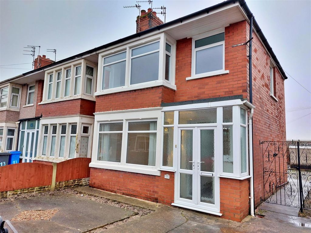 3 Bed Semi Detached House For Sale In Whinfield Avenue Fleetwood Fy7