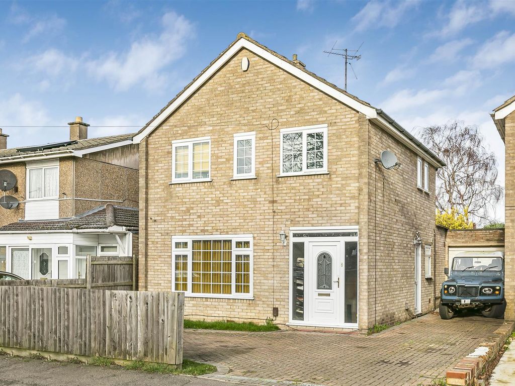 3 bed detached house for sale in Chelwood Road, Cherry Hinton ...