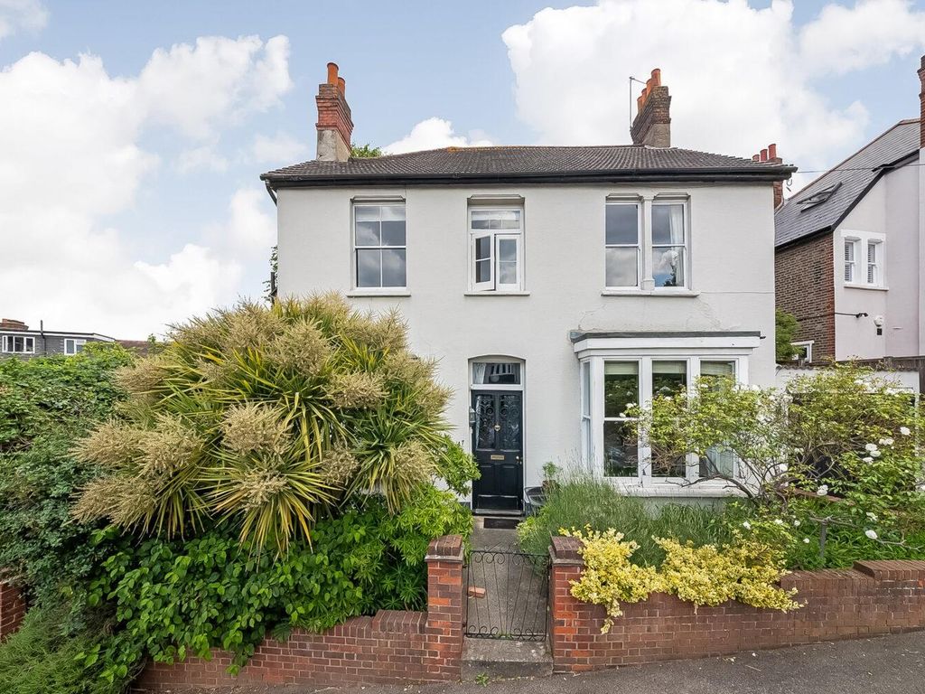 2 bed flat for sale in High View Road, Crystal Palace, London SE19, £ ...