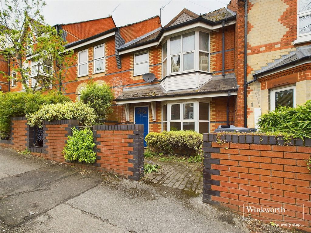 2 bed flat to rent in Wantage Road, Reading, Berkshire RG30, £1,125 pcm ...