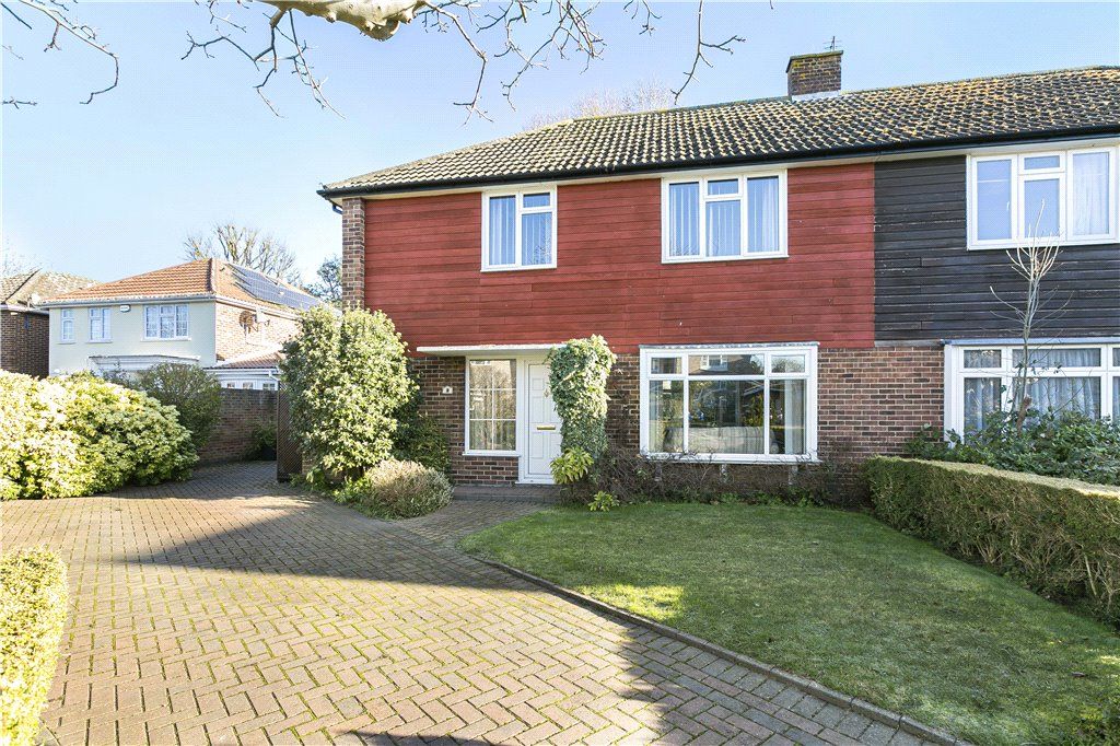 3 Bed Semi Detached House For Sale In Kenton Avenue Sunbury On Thames