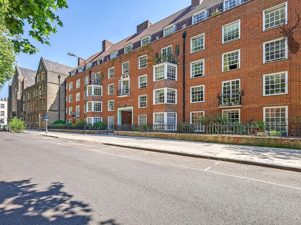 2 bed flat for sale in Victoria Park Square, London E2, £500,000 - Zoopla