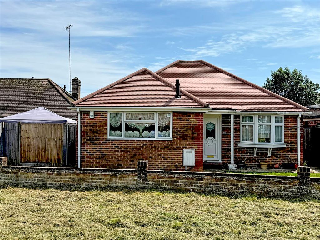 2 bed detached bungalow for sale in Horsham Road West, Littlehampton ...