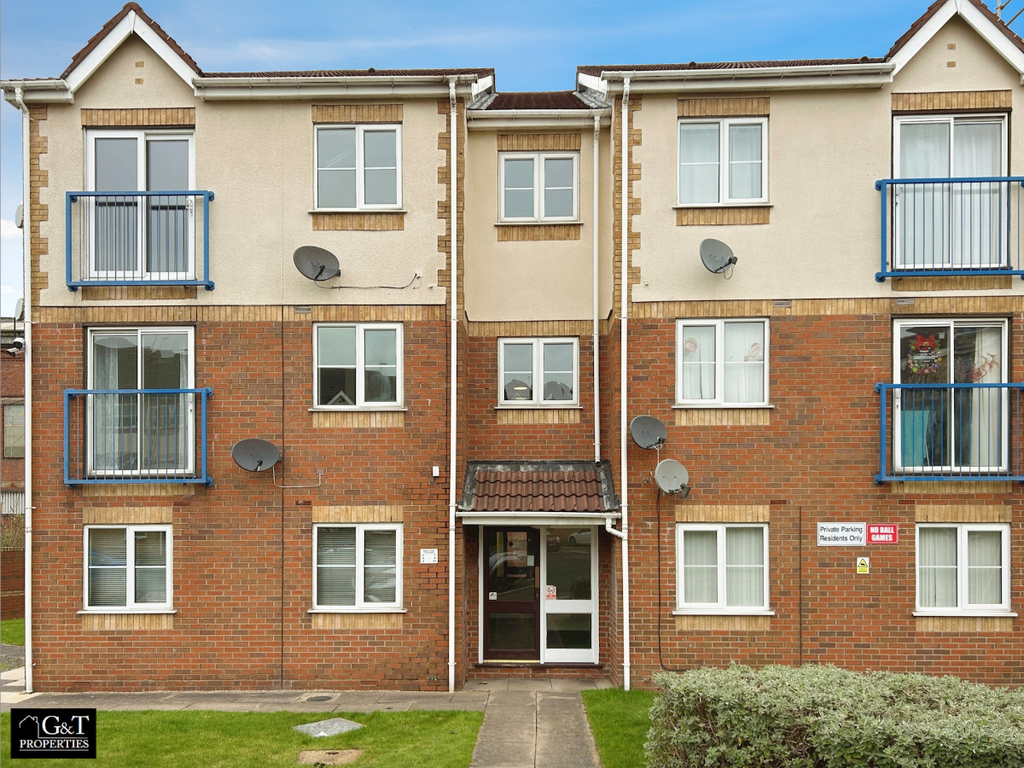 2 bed flat to rent in Keer Court, Birmingham B9, £900 pcm - Zoopla