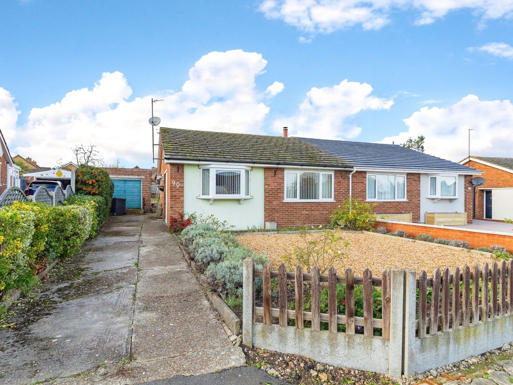 2 Bed Semi Detached Bungalow For Sale In Cause End Road Wootton