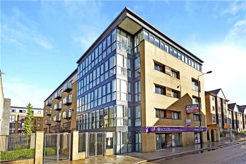 1 bed flat to rent in Forge Square, London E14 - Zoopla