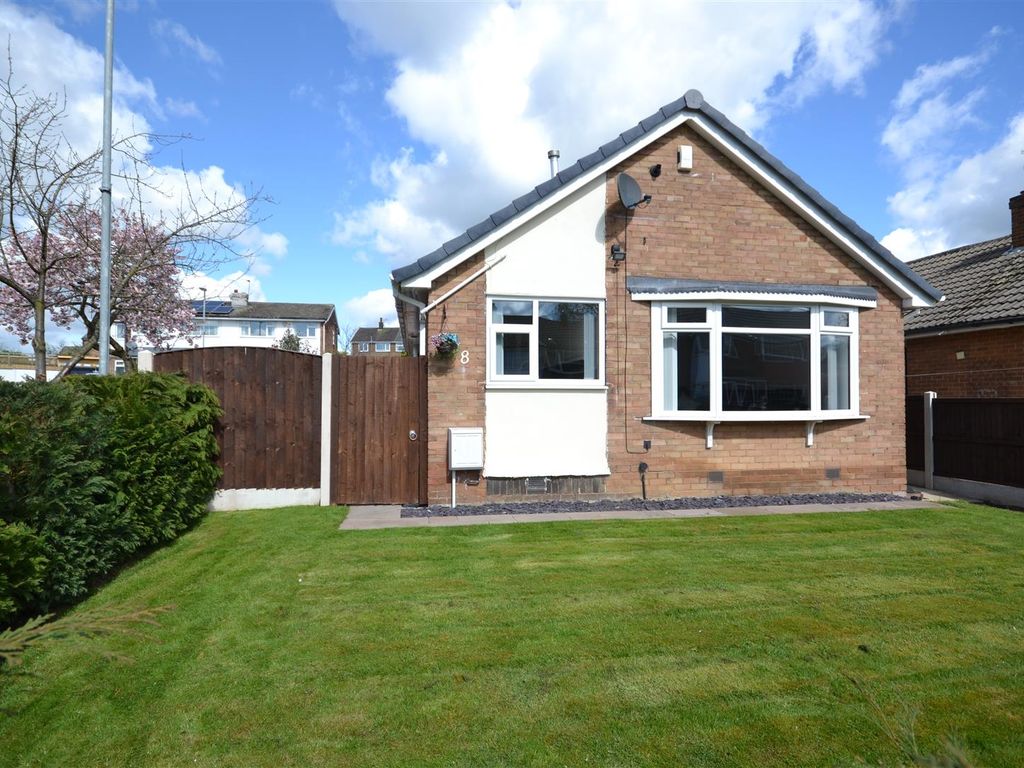 2 bed detached bungalow for sale in Richmond Way, Garforth, Leeds LS25 ...