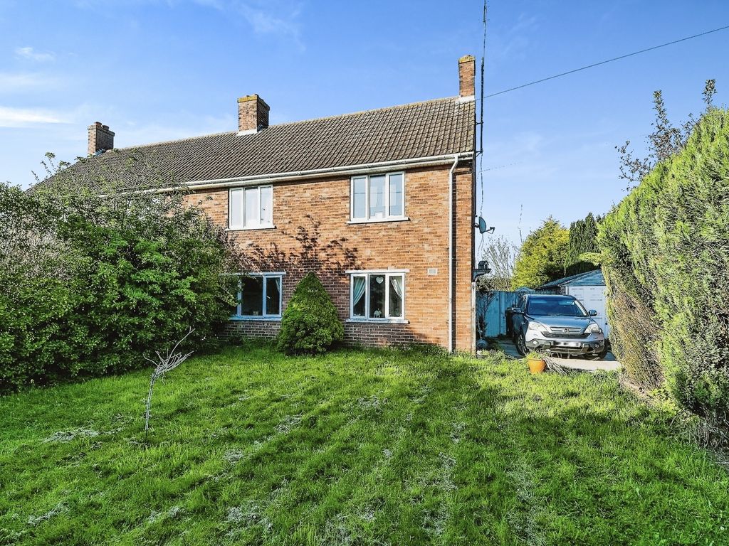 3 Bed Semi Detached House For Sale In Isle Bridge Road Outwell