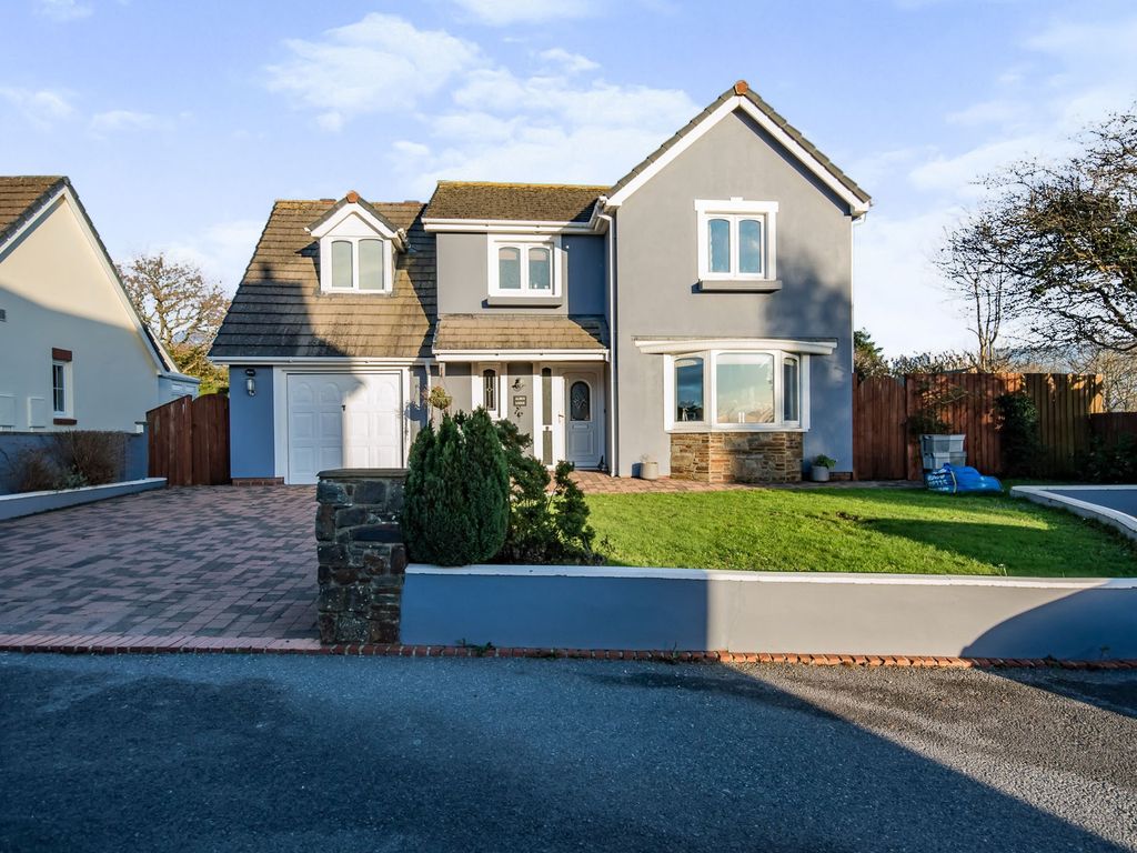 4 bed detached house for sale in Ryelands Way, Kilgetty SA68 - Zoopla