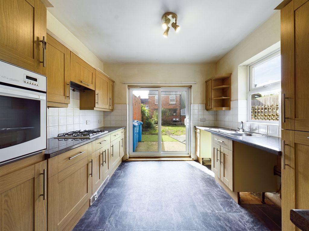3 bed terraced house for sale in Plane Street, Hull HU3 - Zoopla