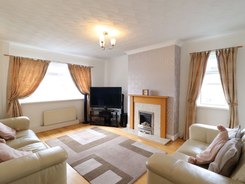 2 bed flat for sale in Wilkinson Avenue, New Rossington, Doncaster DN11 ...