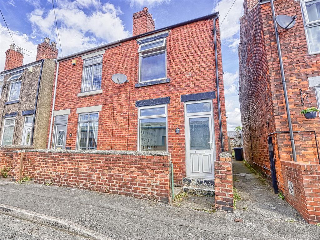 2 Bed End Terrace House For Sale In King Street North Whittington Moor
