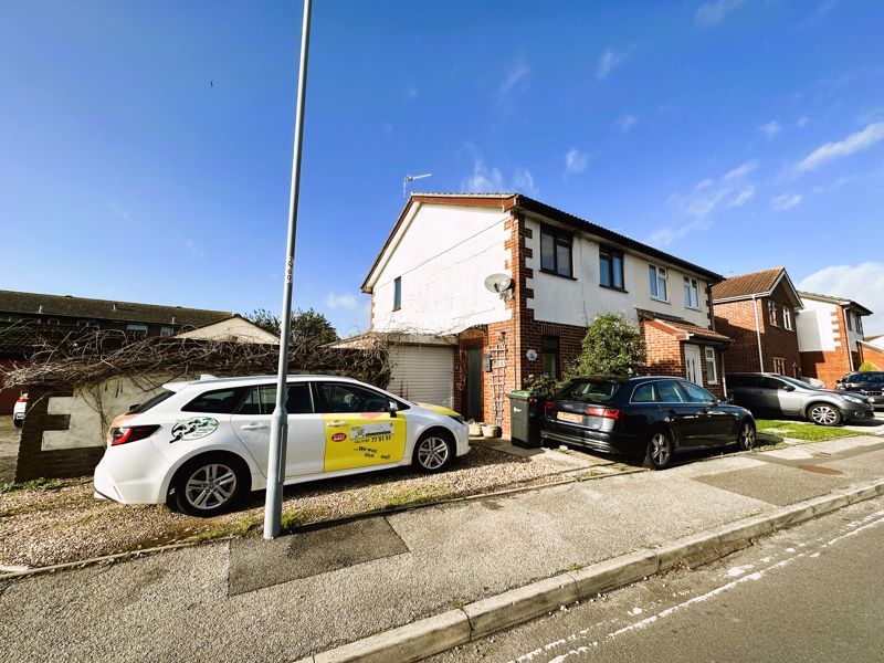 3 Bed Semi Detached House For Sale In Nightingale Drive Broadwey