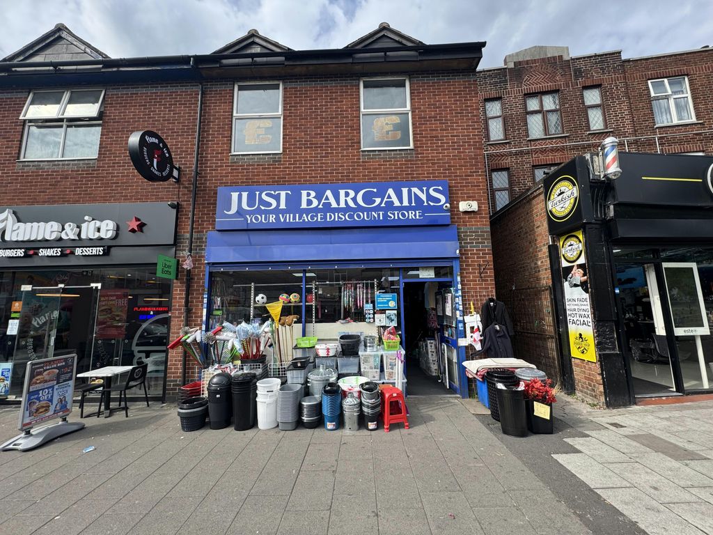 1134 Warwick Road, Acocks Green, Birmingham B27, Retail premises to let ...