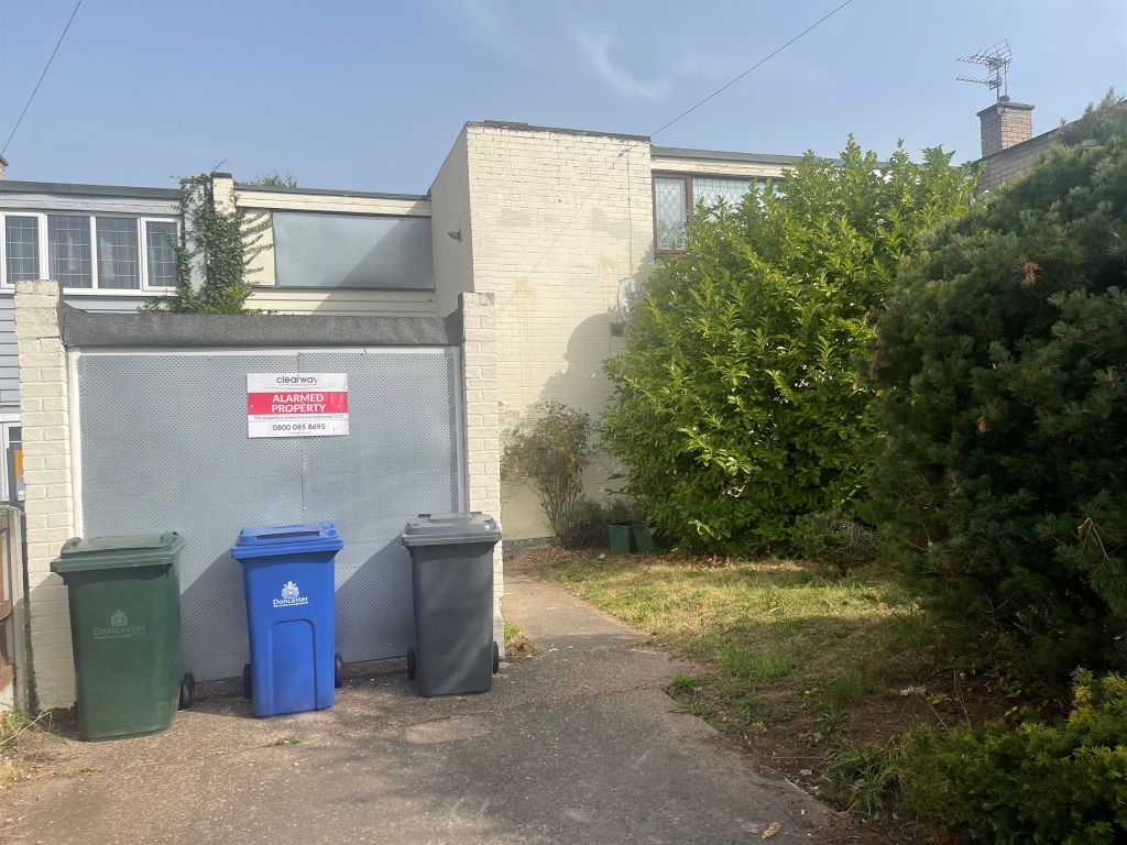 3 bed terraced house for sale in Canterbury Road, Dunscroft, Doncaster ...