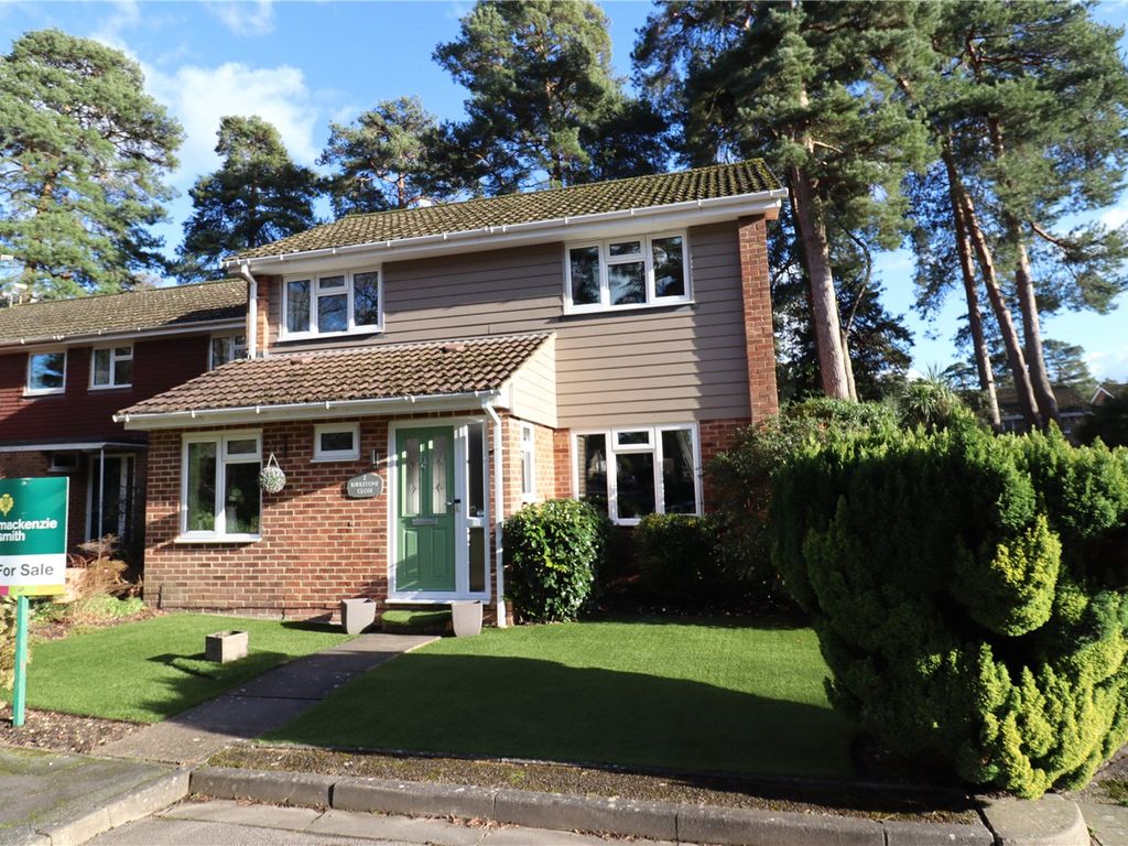 4 bed detached house for sale in Kirkstone Close, Camberley, Surrey ...