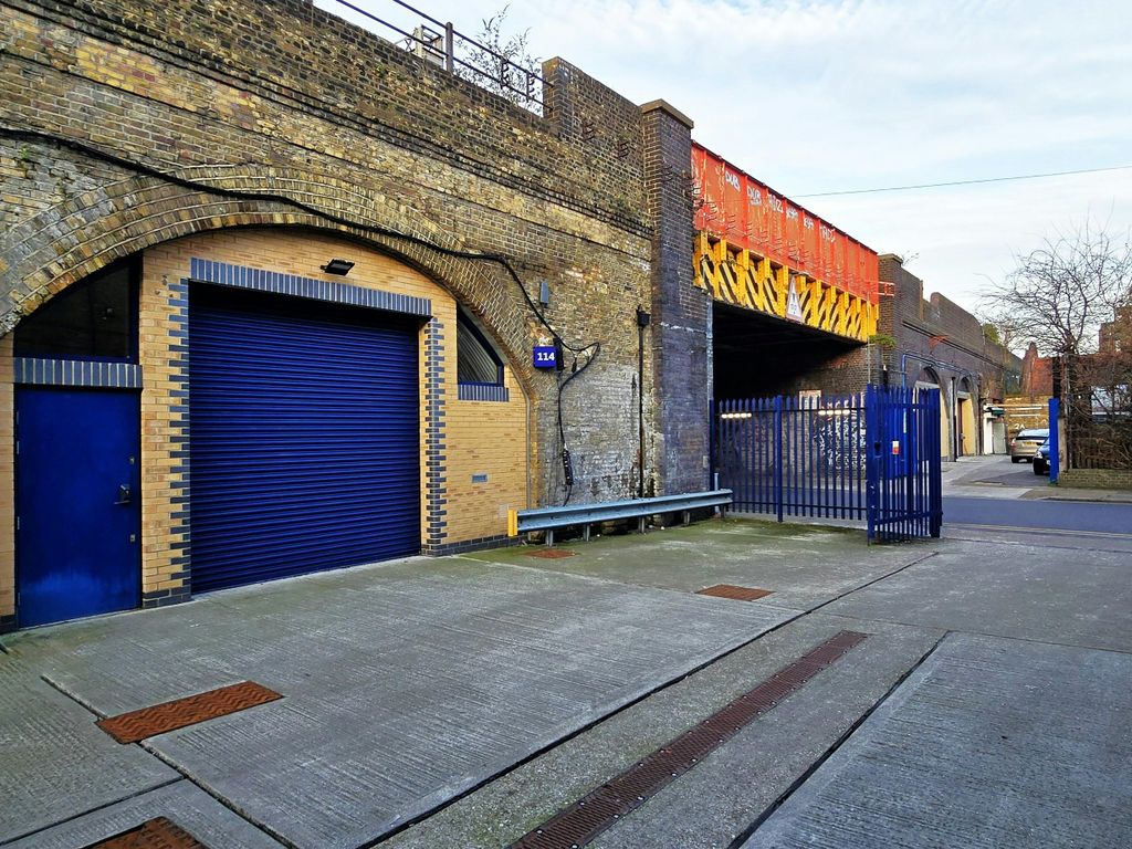 Arch 114, Tent Street, Bethnal Green, London E1, Industrial to let, £ ...