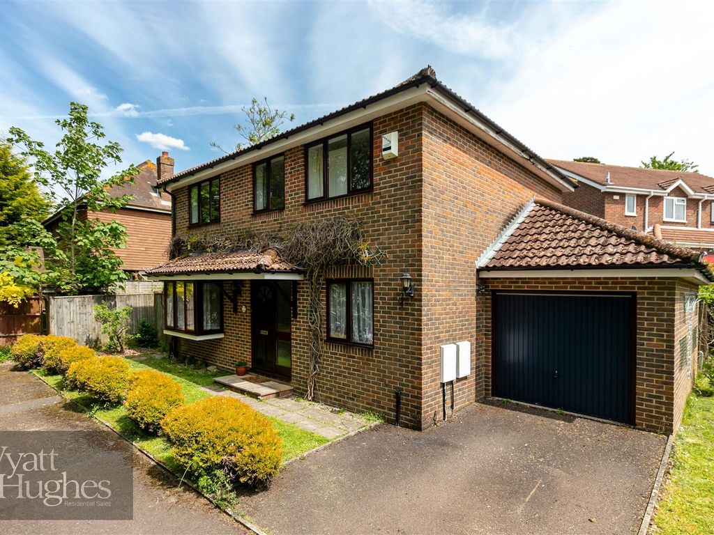 4 bed detached house for sale in The Roundel, St. Leonards-On-Sea TN37 ...