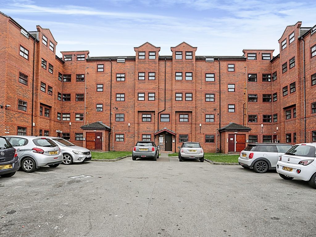 4 bed flat for sale in Belle Vue Road, Hyde Park, Leeds LS3 - Zoopla