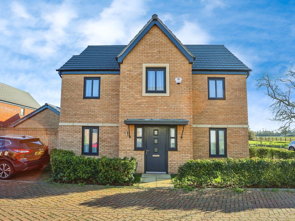 4 bed detached house for sale in Getliffe Road, Leicester ...