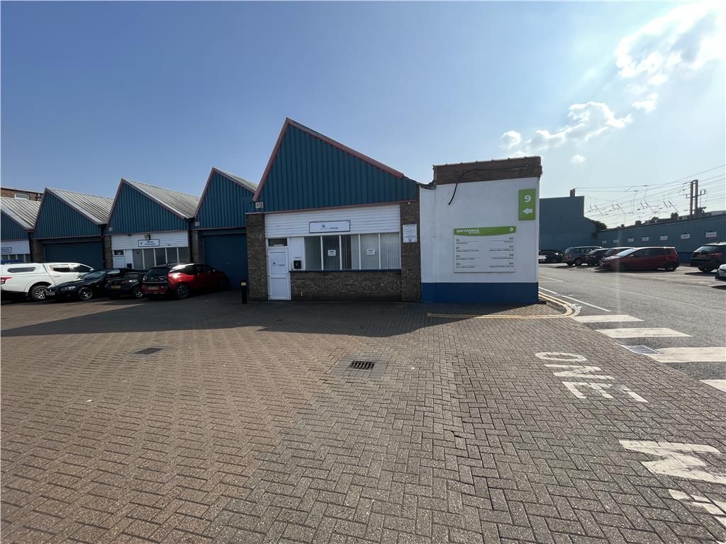 Light industrial to let in Unit 9A Britannia Estate, Leagrave Road ...