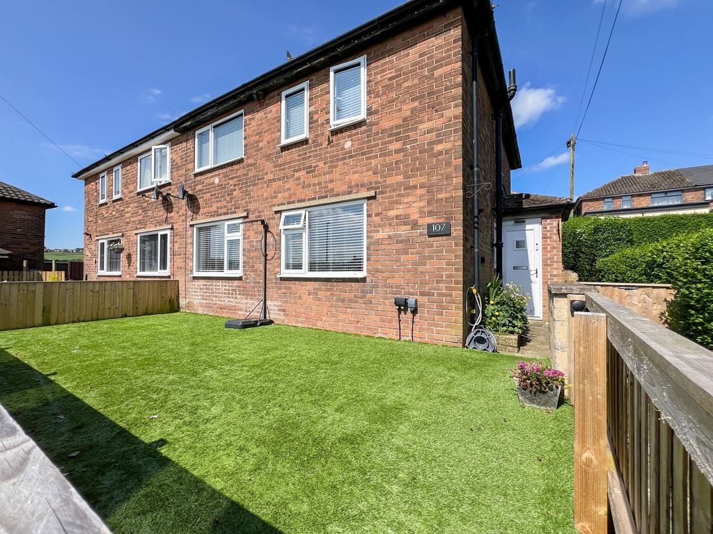 4 Bed Semi Detached House For Sale In Leas Avenue Netherthong